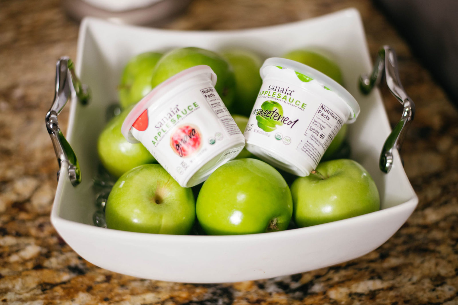 How I'm Making Healthy Snack Choices with Sanaia Applesauce - Array of ...